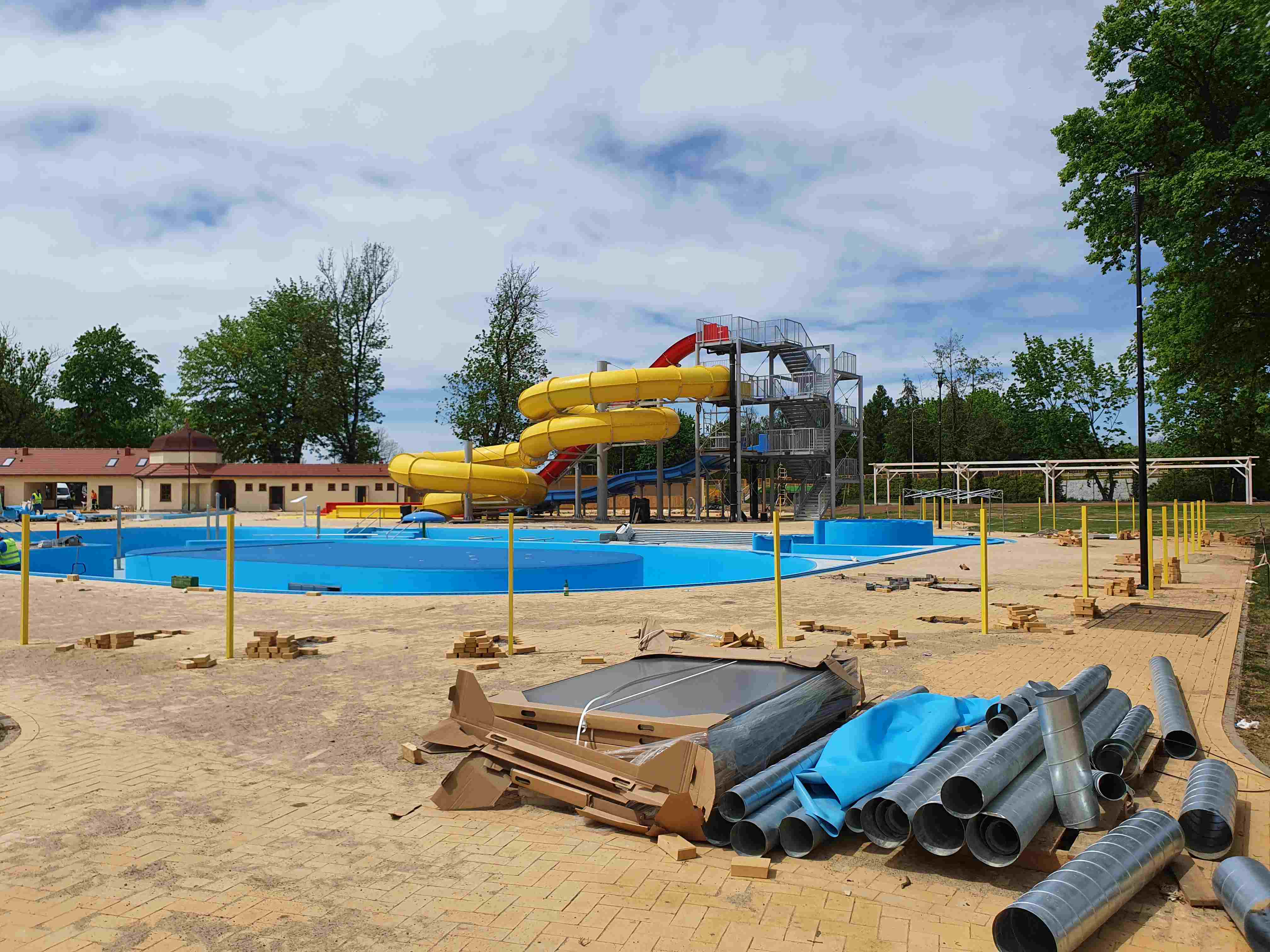 Legnica FM - Kiedy otwarcie nowych basenów w Legnicy?